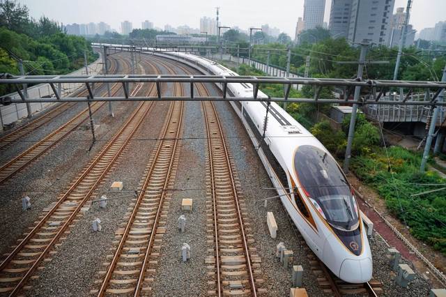 Kuwait injects $200m into China’s high-speed rail network - Mubasher Info