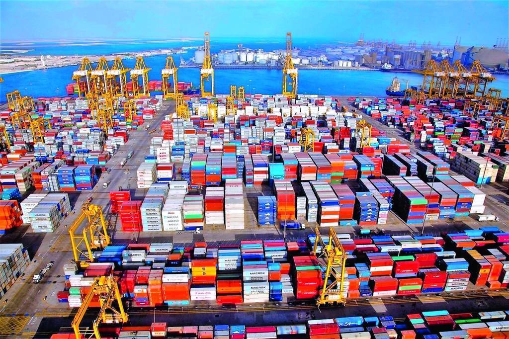 UAE's re-export trade hits AED 467.5bn in 2020 - Mubasher Info