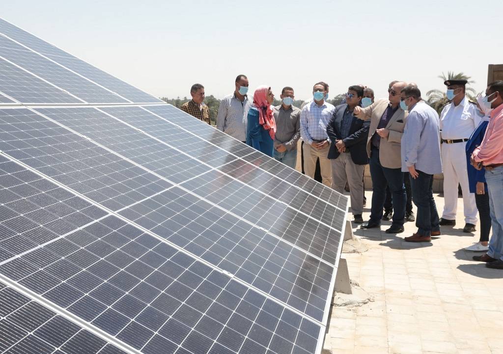 Egypt launches six solar power plants in Beni Suef - Mubasher Info